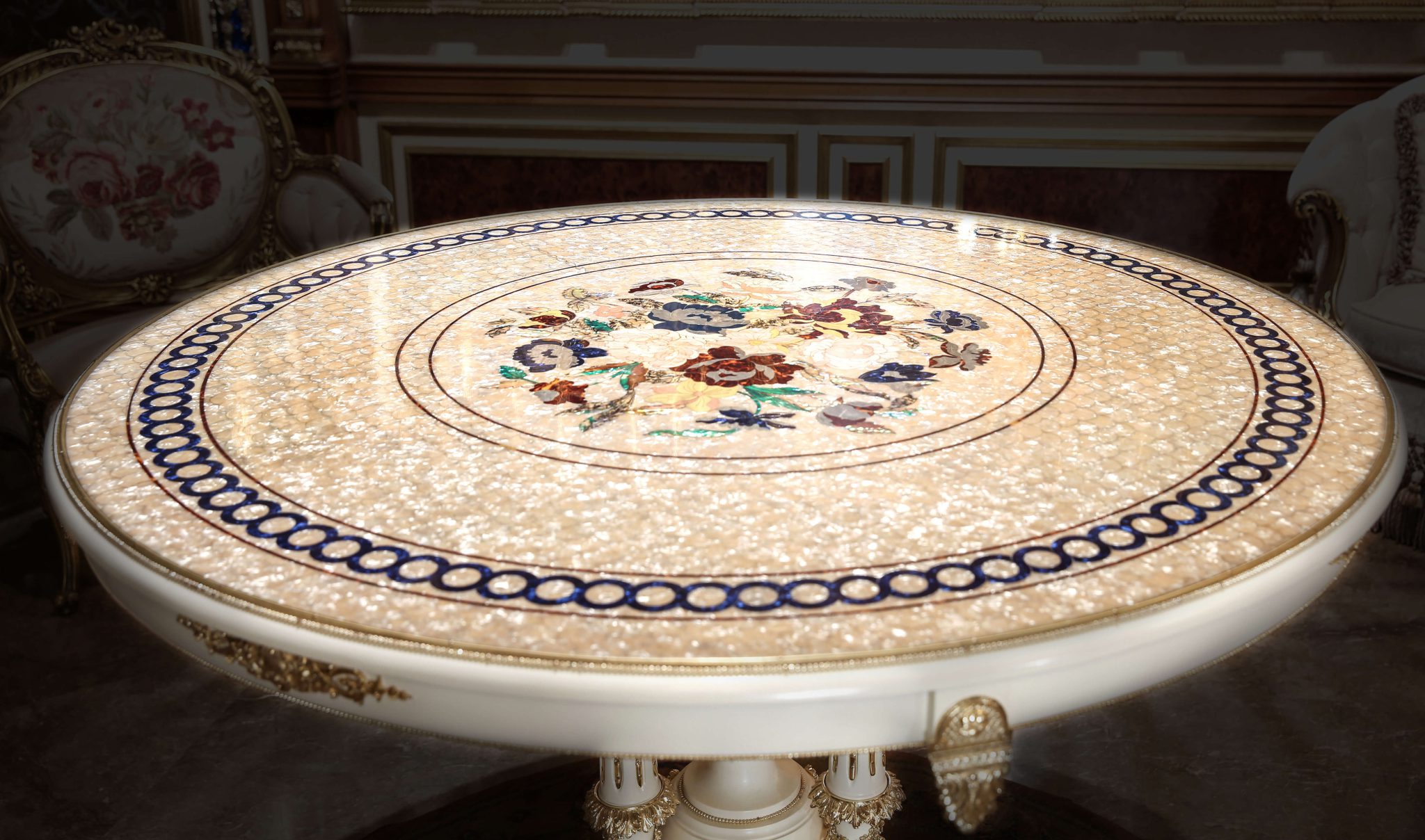 Butchoff Display Table – Art Heritage