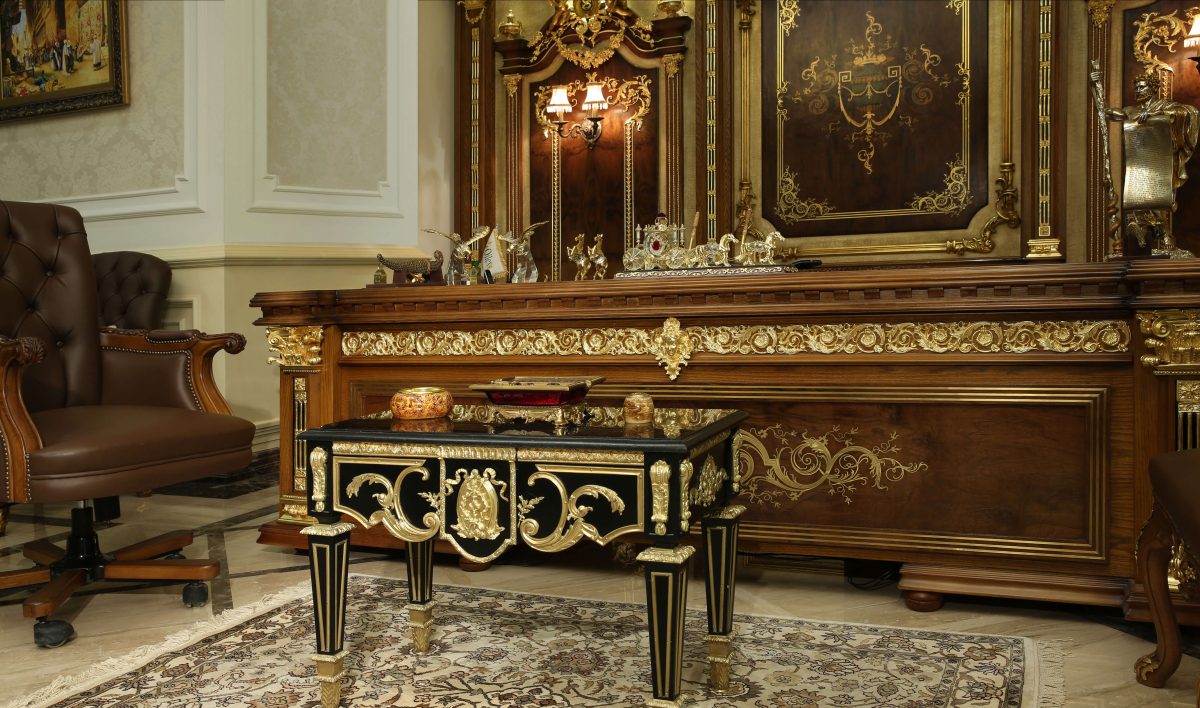 Christopher Table – Art Heritage