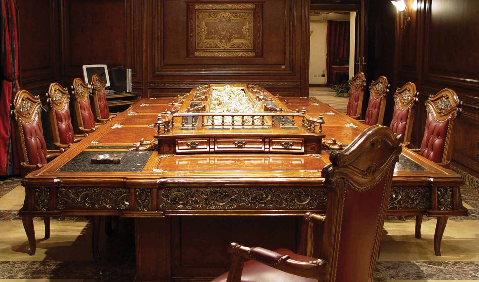 Conversation Conference Table – Art Heritage
